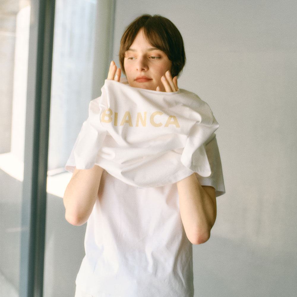 BIANCA 人気のロゴTに新色登場！｜BIANCA(ビアンカ) - SANYO ONLINE STORE | 三陽商会